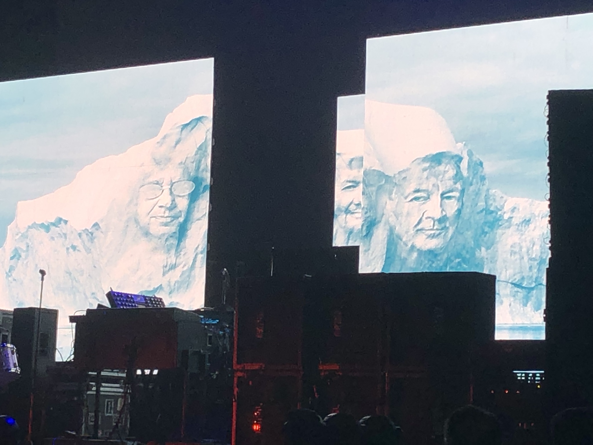 Episode #27 – Glenn Hughes – Play Me Out - The Deep Purple Podcast